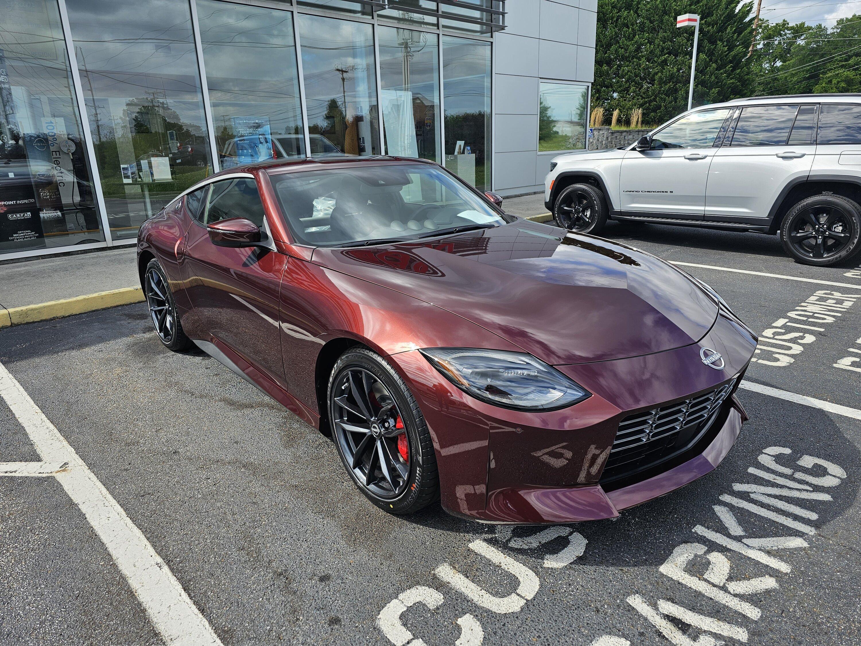ROSEWOOD METALLIC Nissan Z Color Pics & Club | Page 7 | 2023+ Nissan Z ...