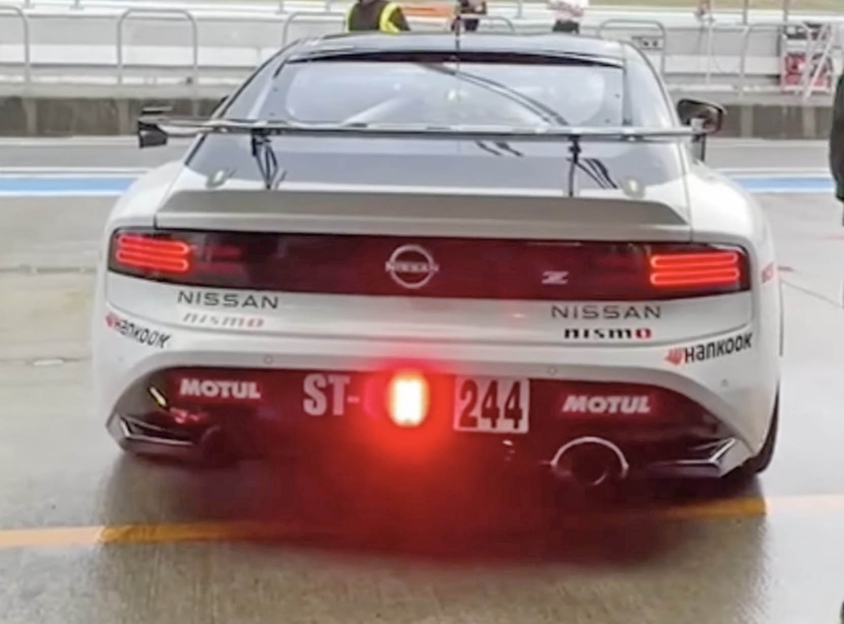 Nismo Racing Nissan Z w/ full turbo back exhaust sound!! Baby GTR ...