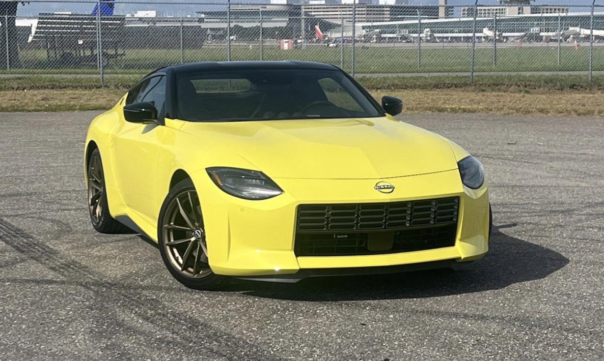 My 3 week old Z Proto Spec 6 speed... almost broken in | 2023+ Nissan Z ...